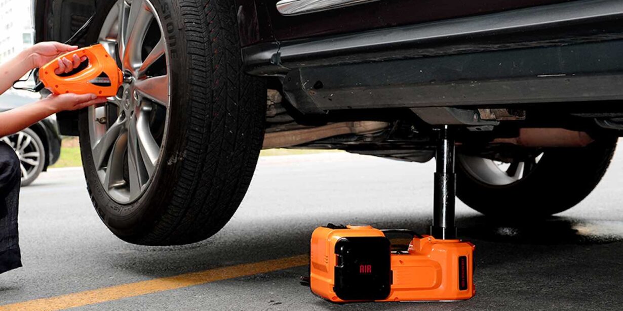 How To Use A Car Jack: Foolproof Tactics For Guys!